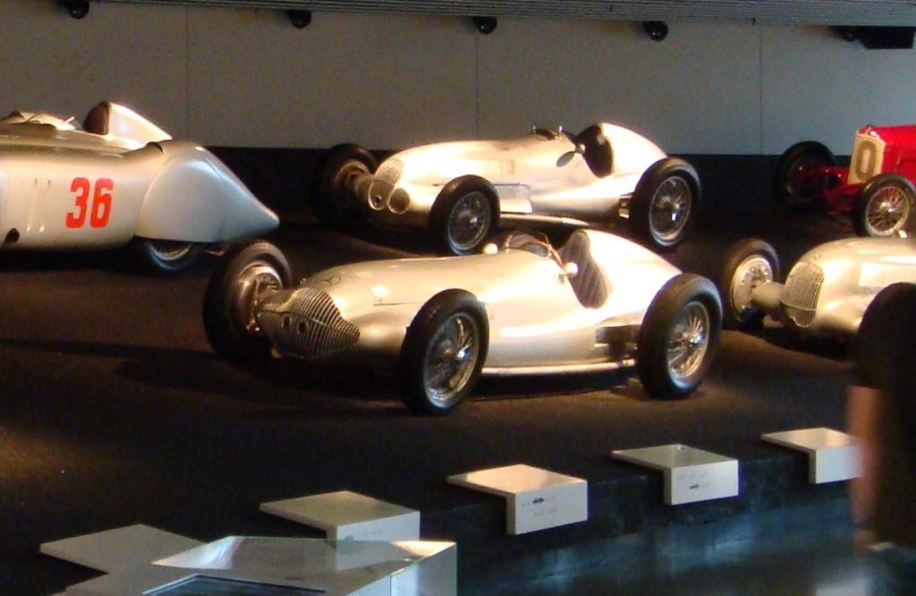 Avus - Hier lag die Formel 1 Rennstrecke der 30er Jahre