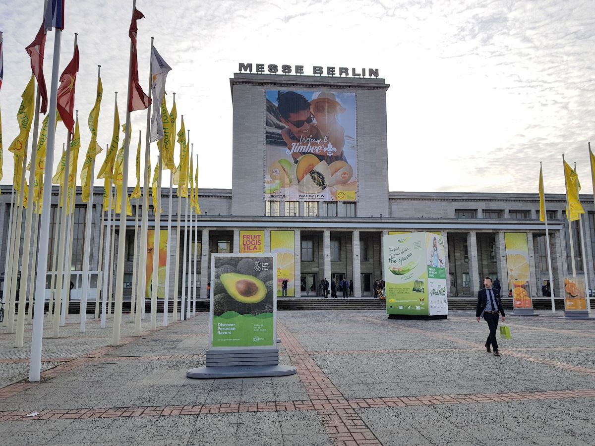 Öffentliche Einrichtungen in Berlin – Übersicht & Bilder